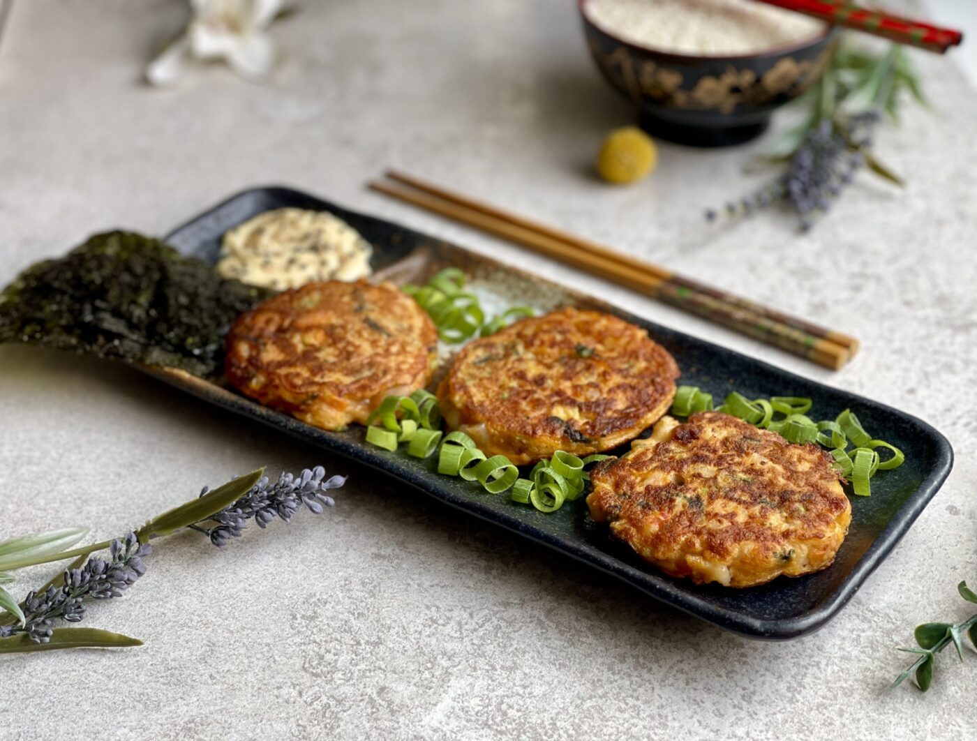 PANCAKES COREANOS DE LANGOSTINOS, VERDURAS Y ALGA NORI - Recetas asiáticas